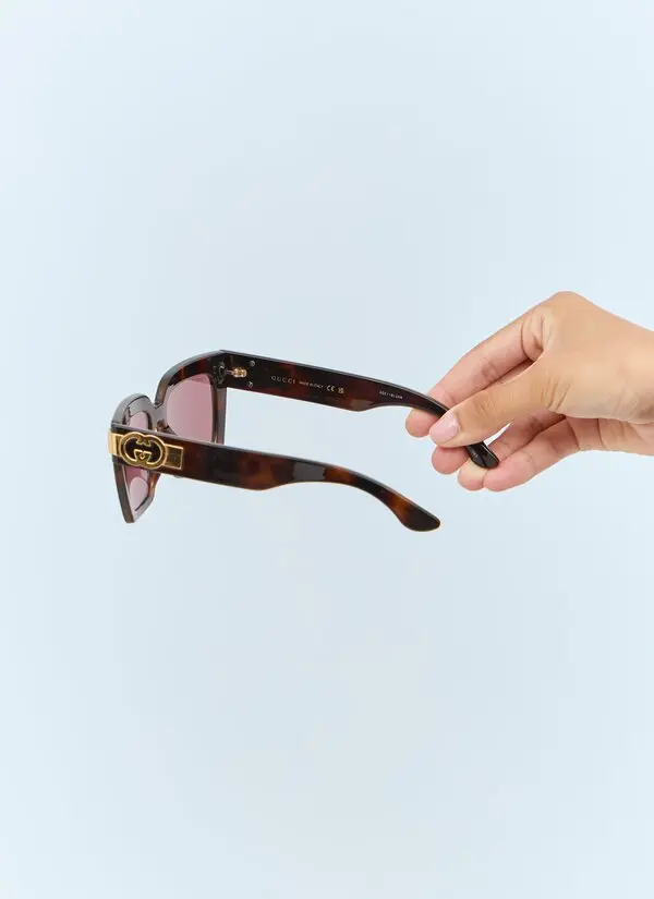 Gucci Cat-eye Frame Sunglasses With Logo Hinges