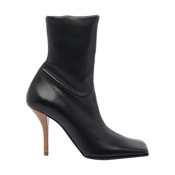 Alaïa Soft Squared Leather High-top Boots - Black