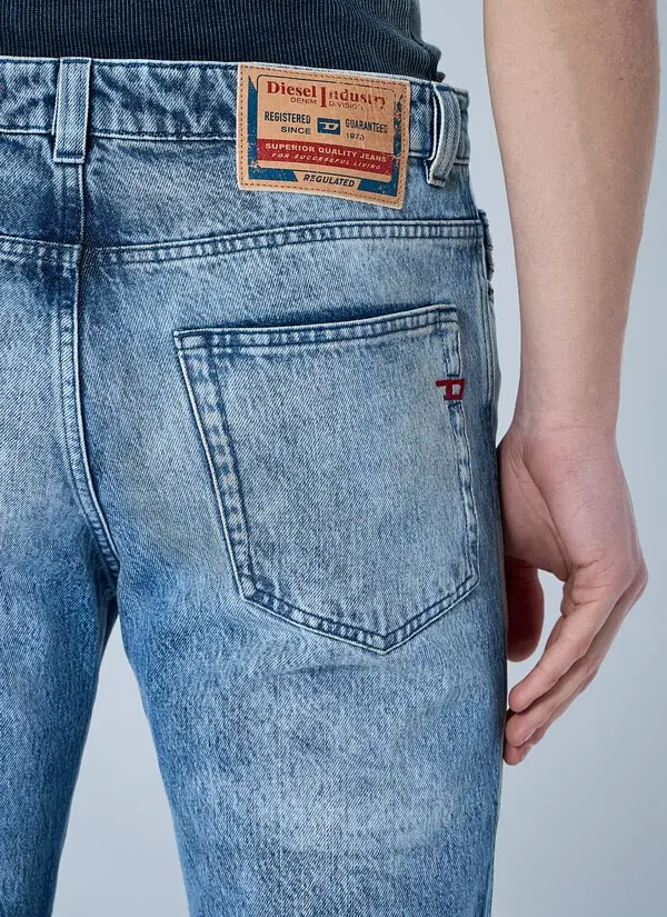 DIESEL® 1998 D-buck-fsg Jeans