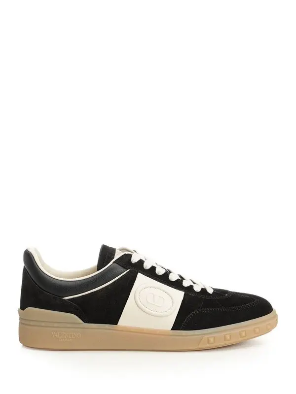 Valentino Garavani Low Top Upvillage Sneaker - Black