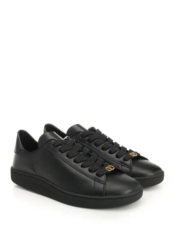 Valentino Garavani Royco Leather Lace-up Sneakers - Black