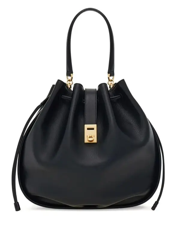 FERRAGAMO Secchiello Fibbia Hug Bucket Bag - Black