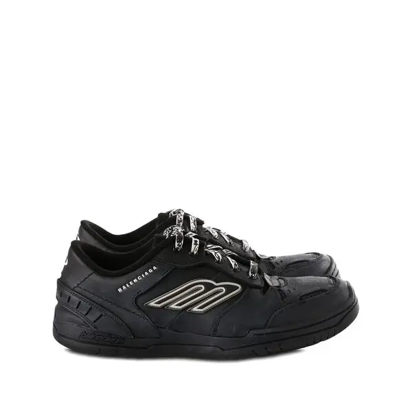 Balenciaga Low-top Sneakers With Distressed Effect - Black