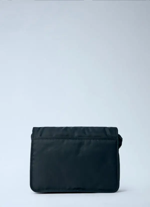 Saint Laurent Niki Messenger Bag - Black
