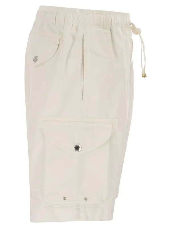 Brunello Cucinelli Bermuda Shorts In Garment-dyed Cotton Gabardine With Drawstring - White