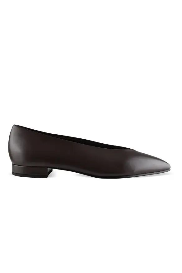Loro Piana Ballerinas Rebecca Leather Low Heel Pointed Toe