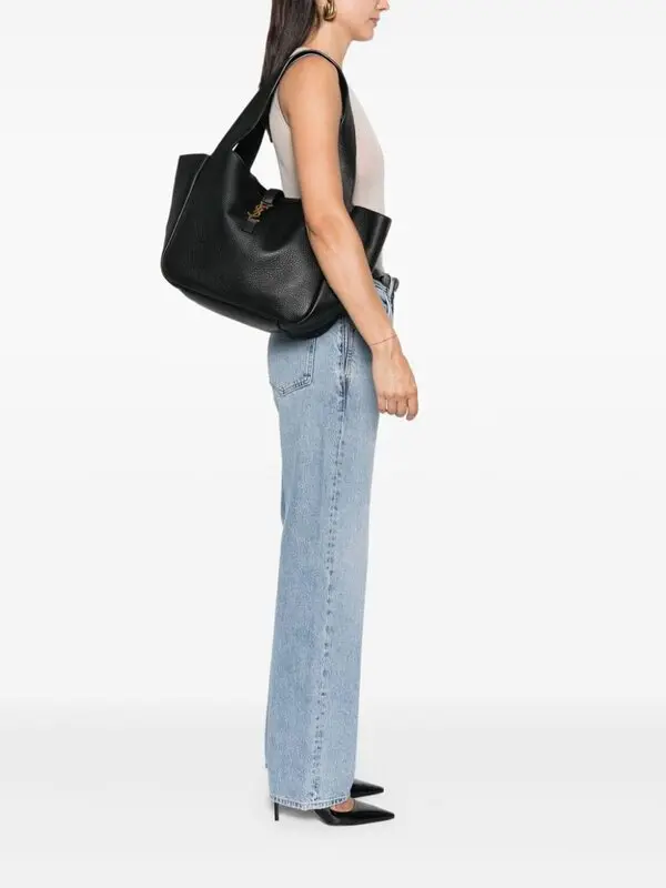 Saint Laurent Le 5 À 7 Hobo Bag In Grained Leather