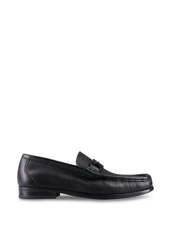 FERRAGAMO Grained Leather Gancini Loafers - Black