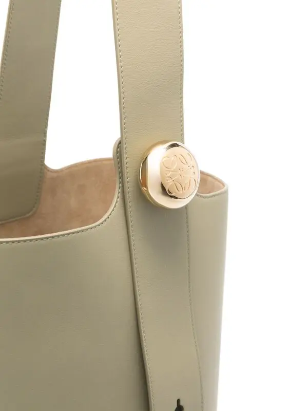 Loewe Pebble Medium Bucket Bag