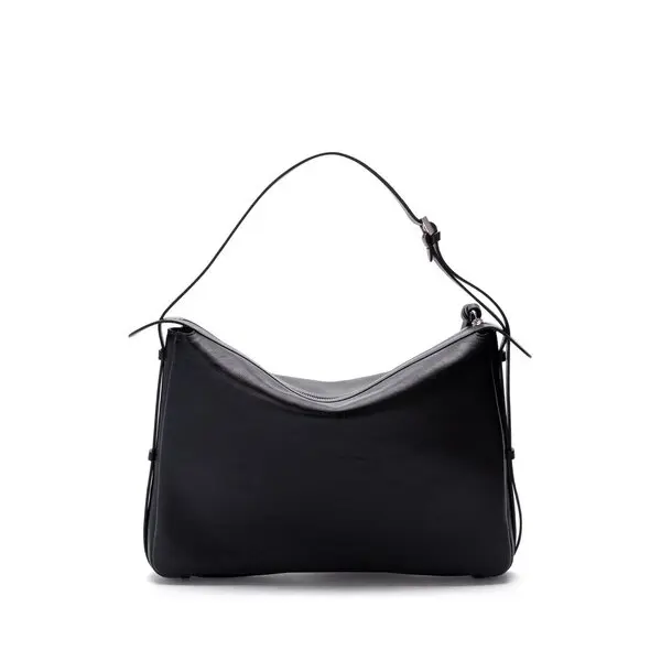 Fendi Calf Leather Grained Shoulder Bag - Black