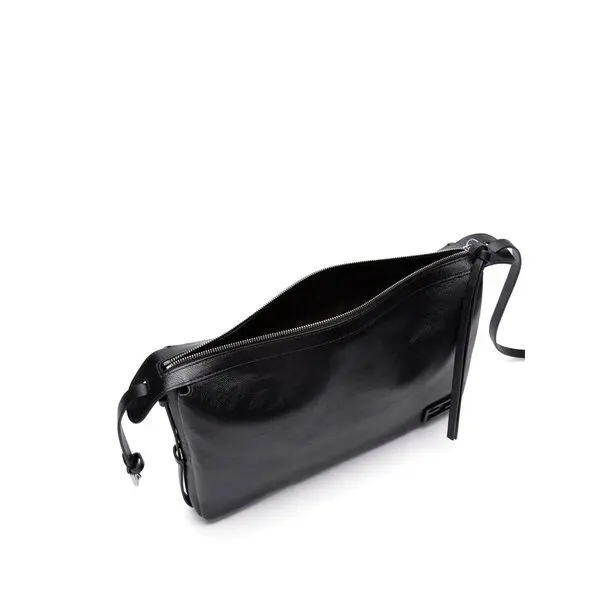 Fendi Calf Leather Grained Shoulder Bag - Black