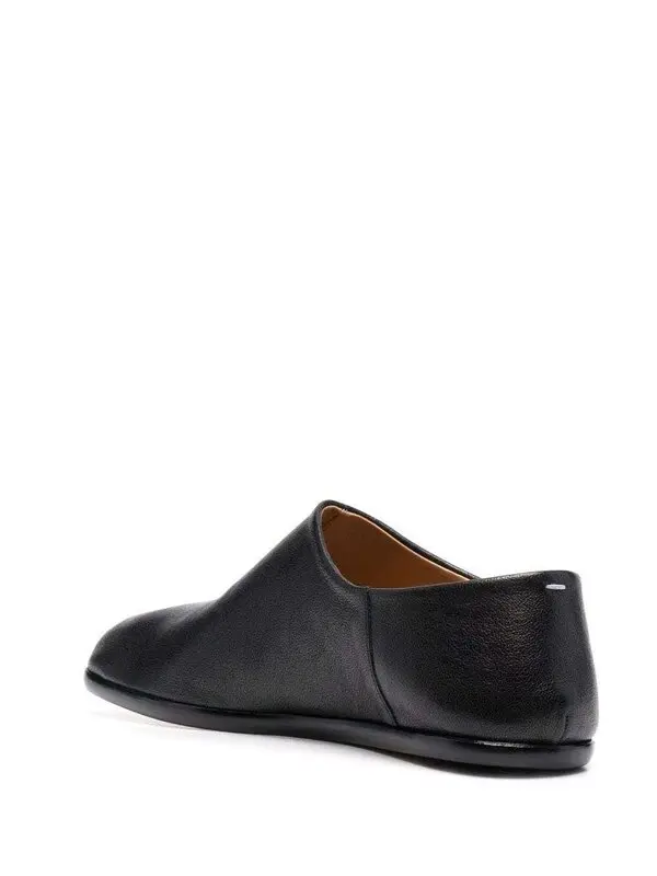 MAISON MARGIELA Tabi Toe Loafers - Black