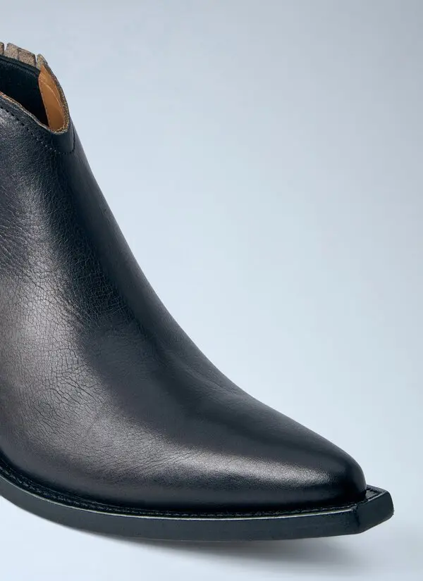 MAISON MARGIELA Heelless Western Chelsea Boots