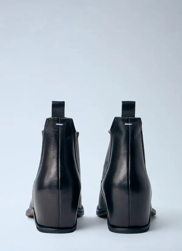 MAISON MARGIELA Heelless Western Chelsea Boots