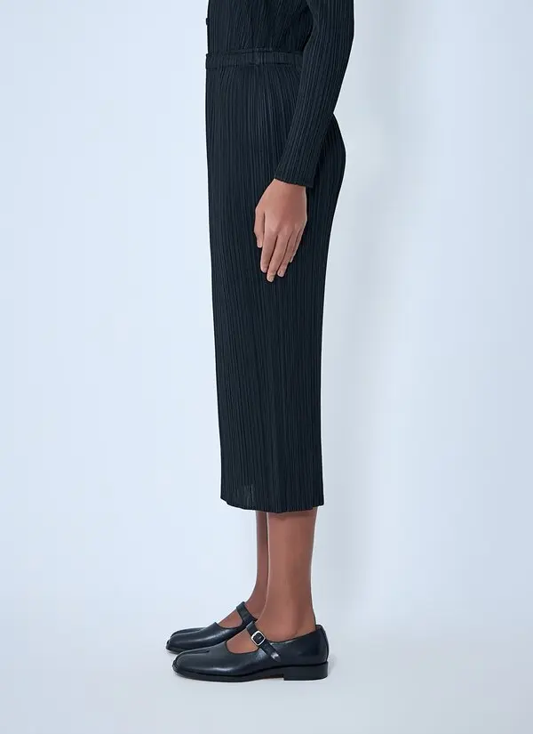 Issey Miyake Pleated Midi Skirt - Black