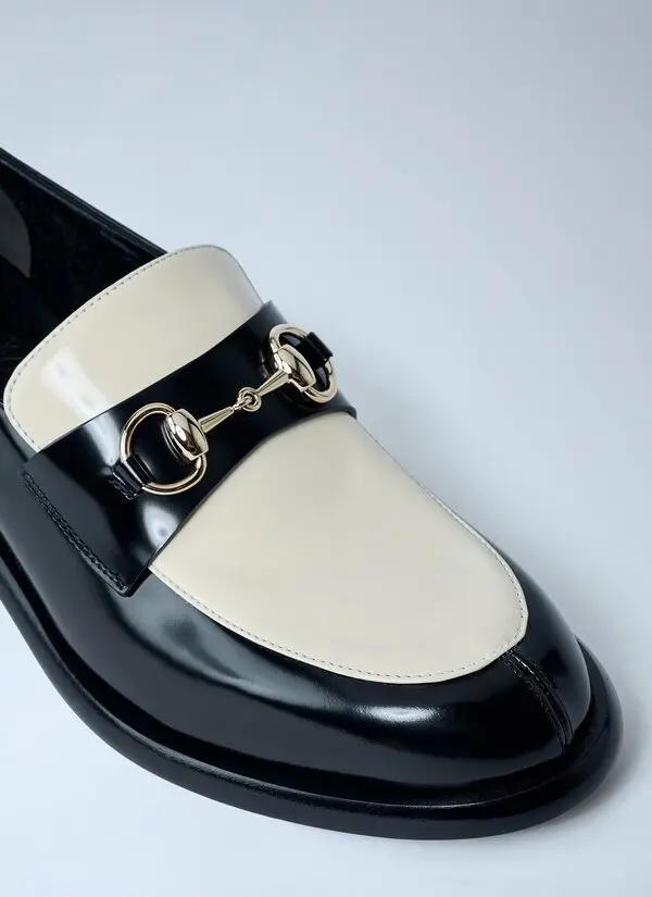 Gucci Clamp Hardware Loafers