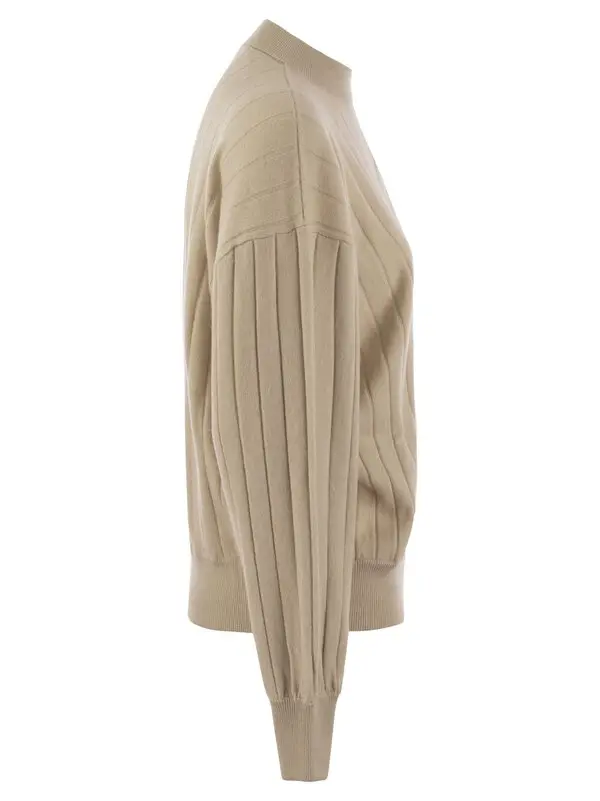 Brunello Cucinelli Cashmere V-neck Sweater With Necklace Detail - Cream