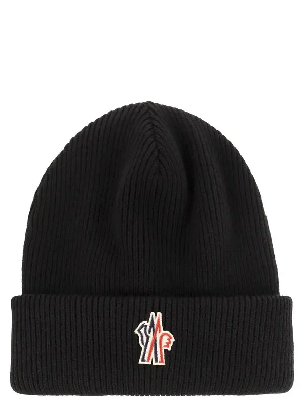 Moncler Wool Beanie With Logo Patch - Black