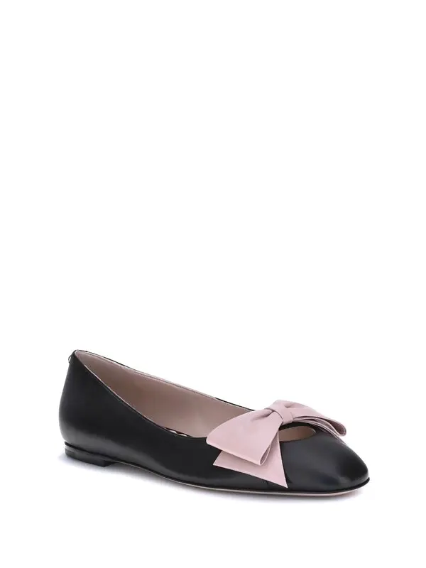 Valentino Garavani Leather Ballerinas With Contrast Bow - Black