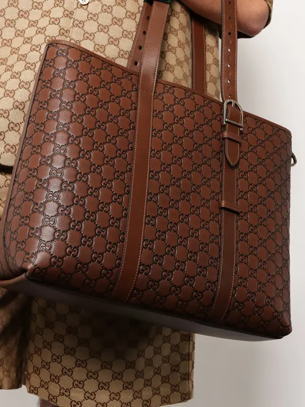 Gucci Gg Emblem Embossed Leather Shopping Bag - Multicolor