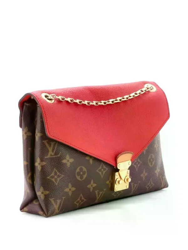 LOUIS VUITTON Pallas Chain Shoulder Bag - Red