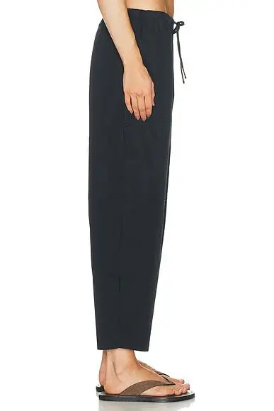 EAVES Lana Cropped Barrel Leg Pant - Black
