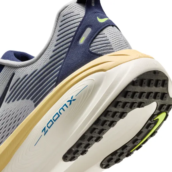 Nike Vomero 18 Road Running Shoes - Grey