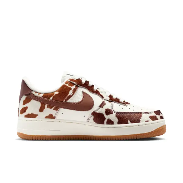 Nike Force 1 '07 Sneakers - Brown