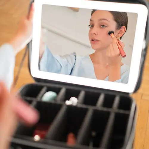 ILIOS LIGHTING Slim Lightweight Rechargeable Travel Makeup Mirror Kit