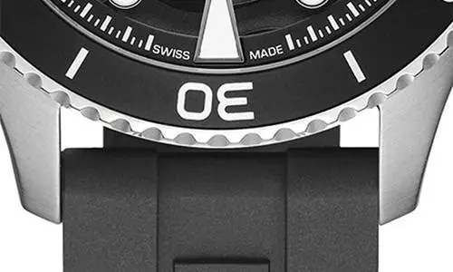 Hamilton Khaki Navy Scuba Automatic Rubber Strap Watch