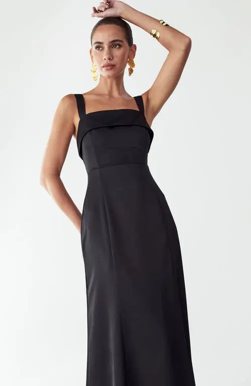 WILLA Norfolk Maxi Dress - Black