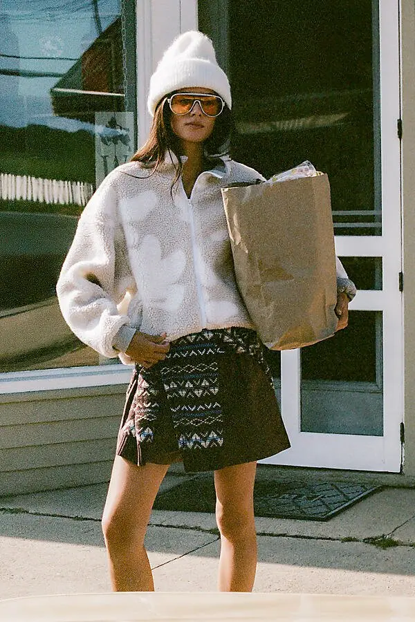 Varley Morales Shorts - Brown