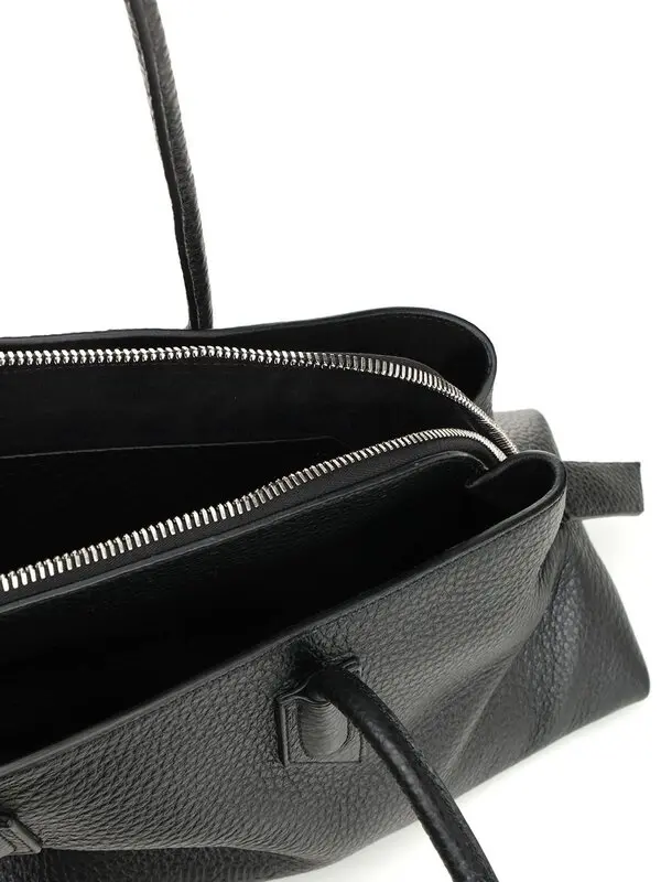 Attico Medium La Passeggiata Shoulder Bag - Black