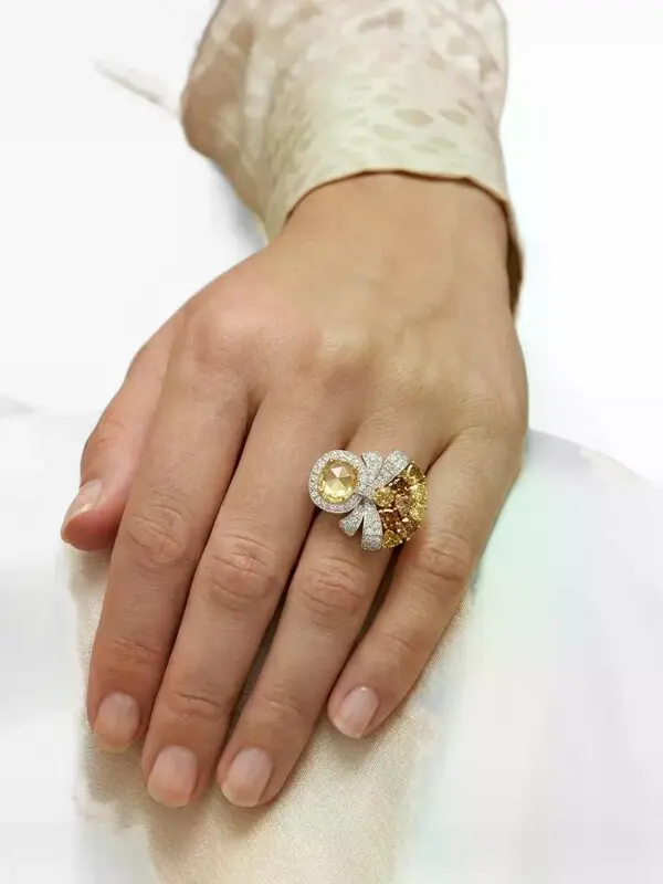 HYT JEWELRY 18k White Gold Bow Diamond Ring - Silver