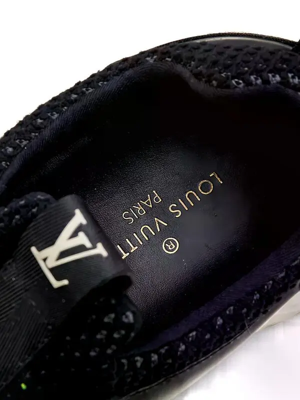 LOUIS VUITTON Low-top Sneakers