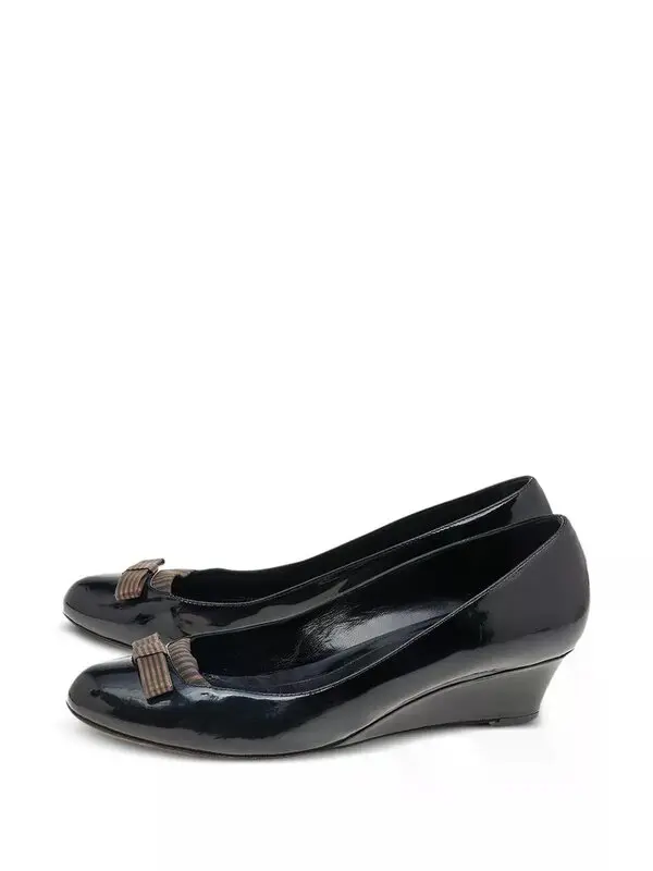 Fendi Patent Calf Leather Bow Wedge Pumps - Black