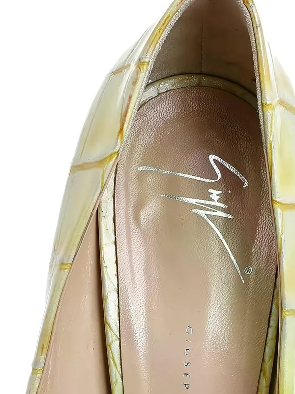 GIUSEPPE ZANOTTI Peep-toe Pumps