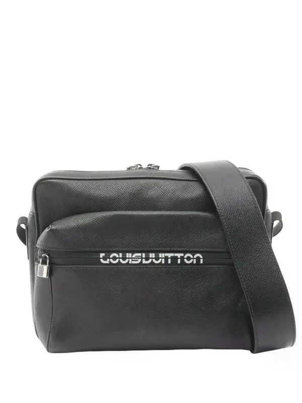 LOUIS VUITTON Taiga Messenger Pm Bag