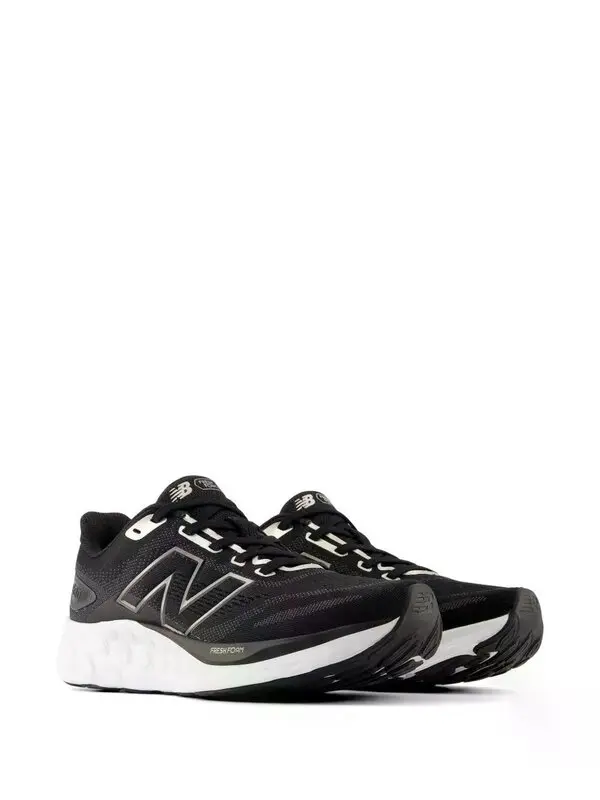 NEW BALANCE Fresh Foam 680 V8 Sneakers - Black