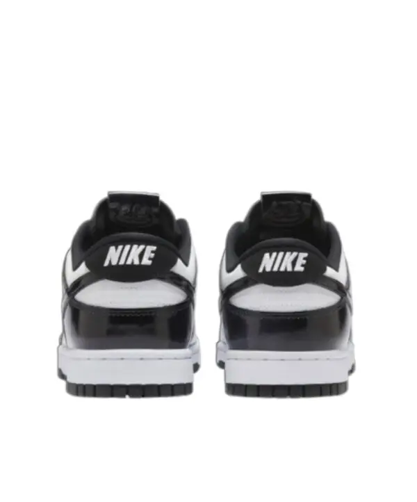 Nike Dunk Low Se Sneakers