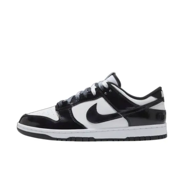 Nike Dunk Low Se Sneakers