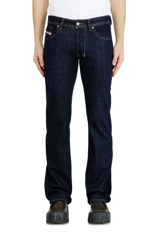 DIESEL® Larkee 1985 Regular Fit Low Waist Jeans - Blue