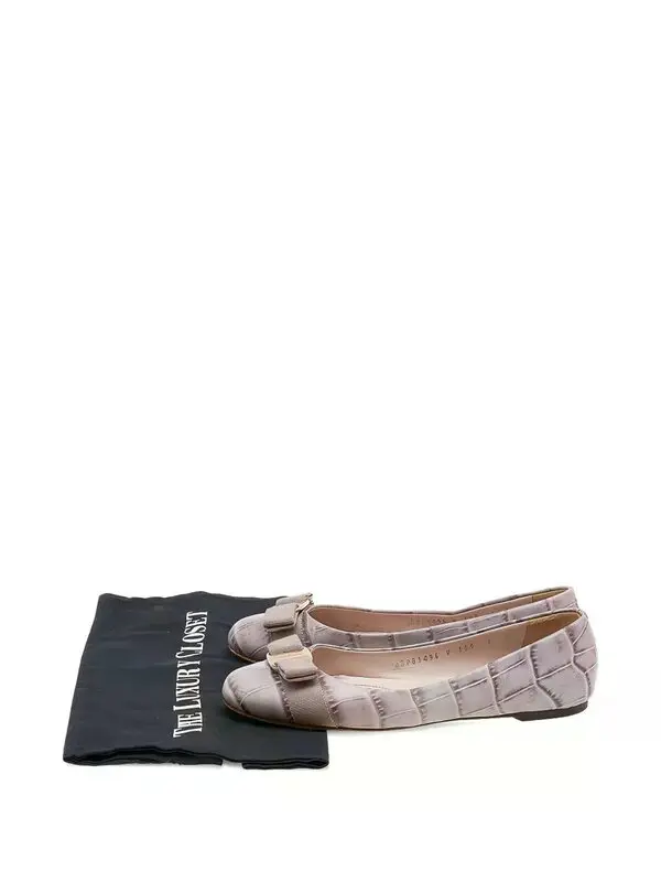 FERRAGAMO Varina Ballet Flats - Grey