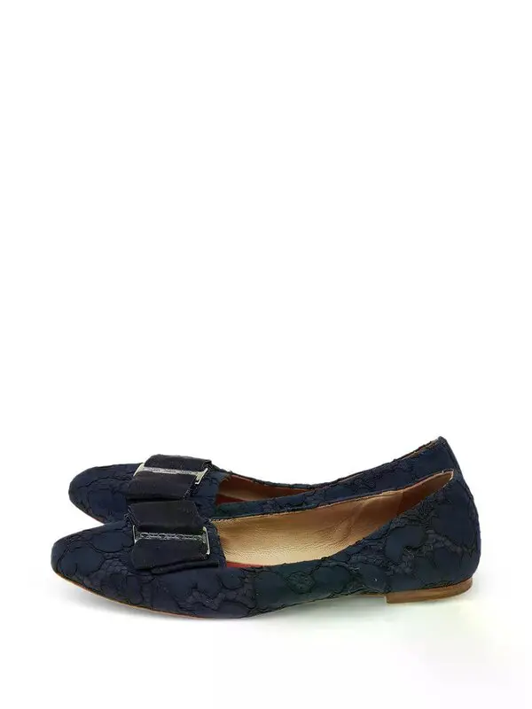 Carolina Herrera Navy Floral-lace Bow Detail Pumps
