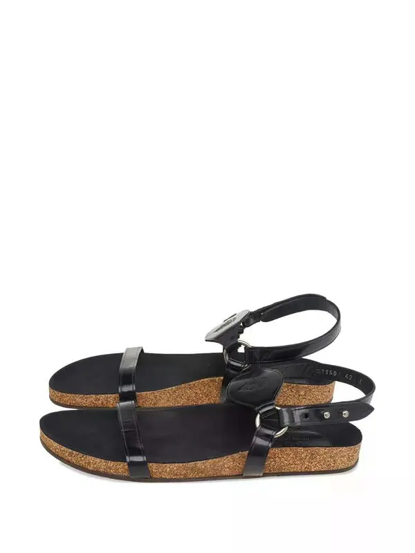 Gucci Hysteria Crest Flat Sandals