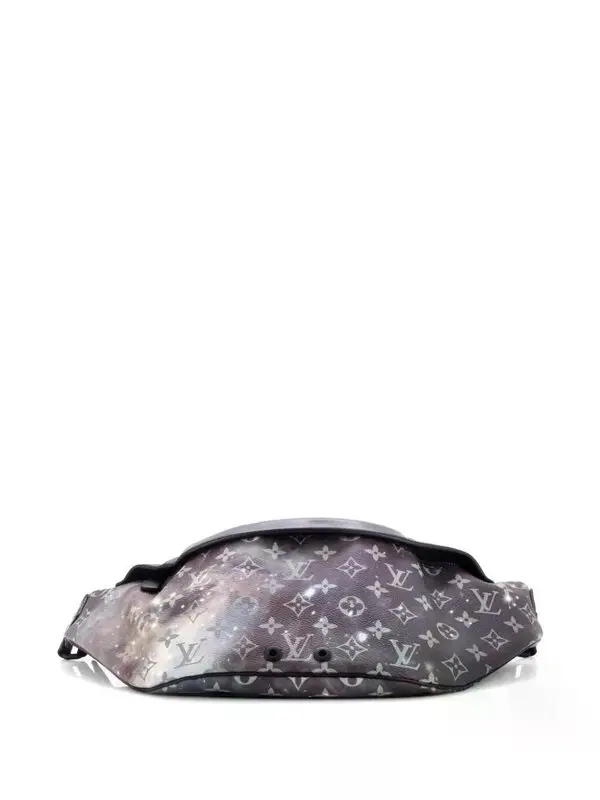 LOUIS VUITTON Discovery Bumbag Limited Edition Monogram Galaxy Canvas Belt Bag