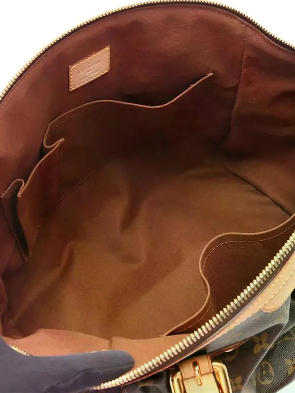 LOUIS VUITTON Monogram Tivoli Gm Shoulder Bag