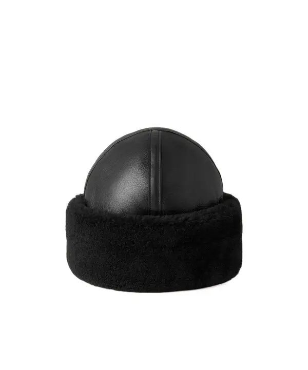 TOTEME Grain Lambskin Beanie With Wool Lining - Black