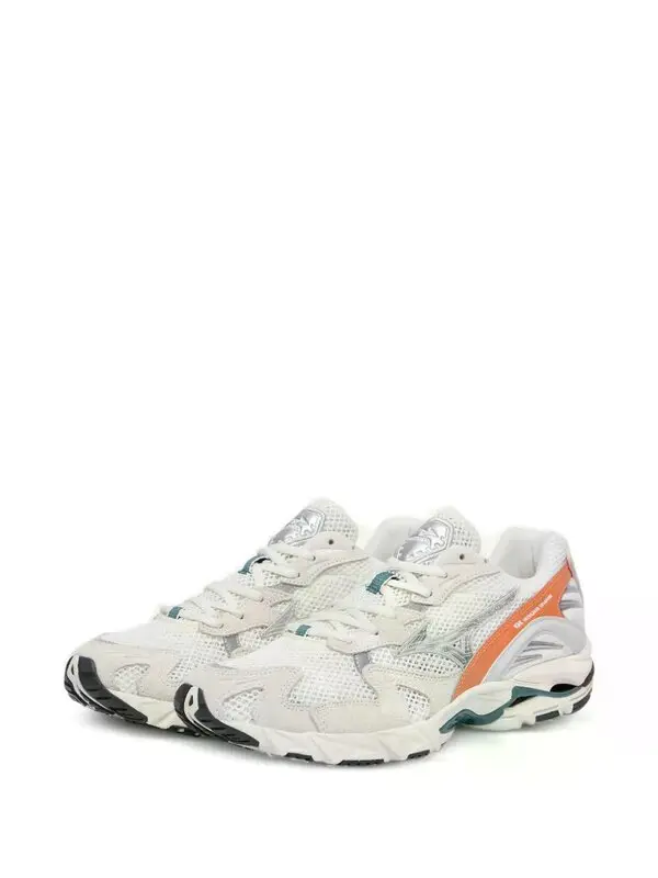 Mizuno Wave Rider 10 Sneakers