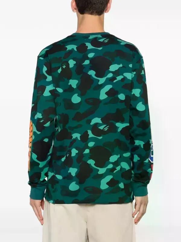 A BATHING APE Camouflage Print Crewneck Sweatshirt